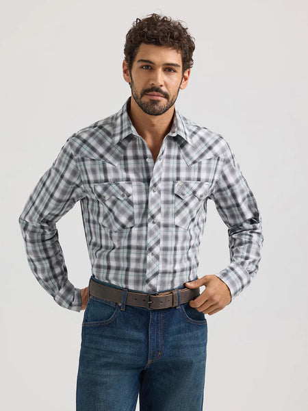 Men's Wrangler Retro® Long Sleeve Sawtooth Snap Pocket Western Shirt ...